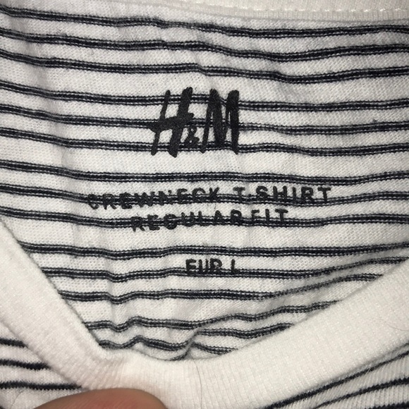 H&M | Shirts | Hm Tee | Poshmark